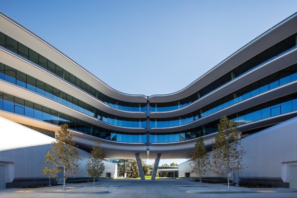 Central + Wolfe Campus Wins American Architecture Award - HOK