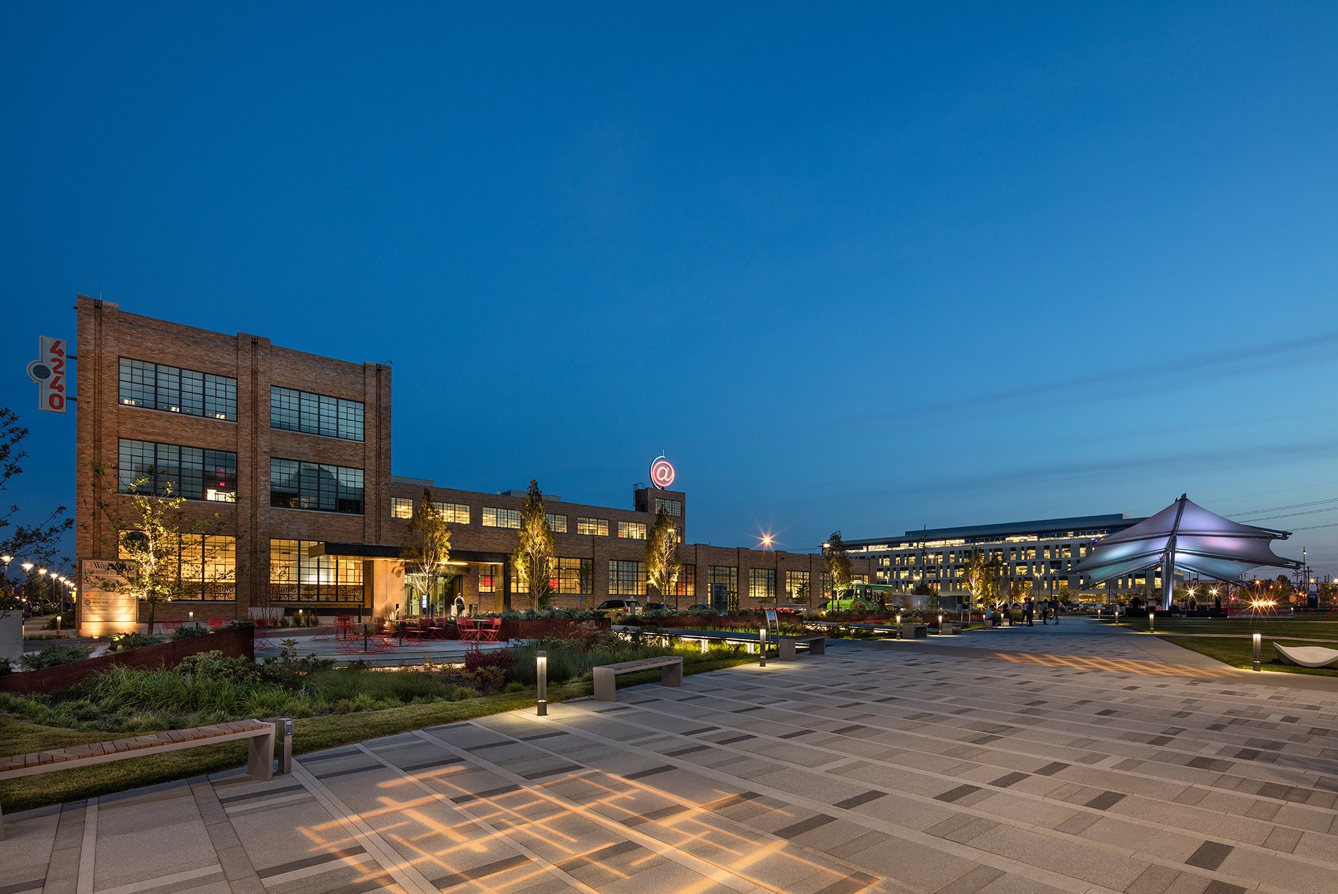 @4240 Building - Cortex Innovation District - HOK