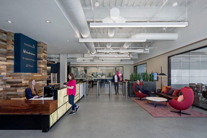 AstraZeneca Lab and Office Facility - HOK