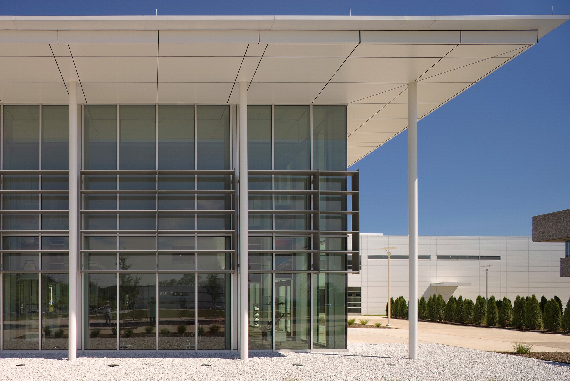 BMW of North America Technical Training Center - HOK