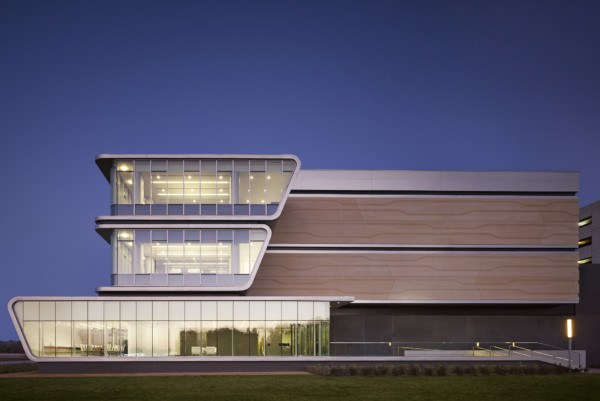 BP Center for High-Performance Computing - HOK