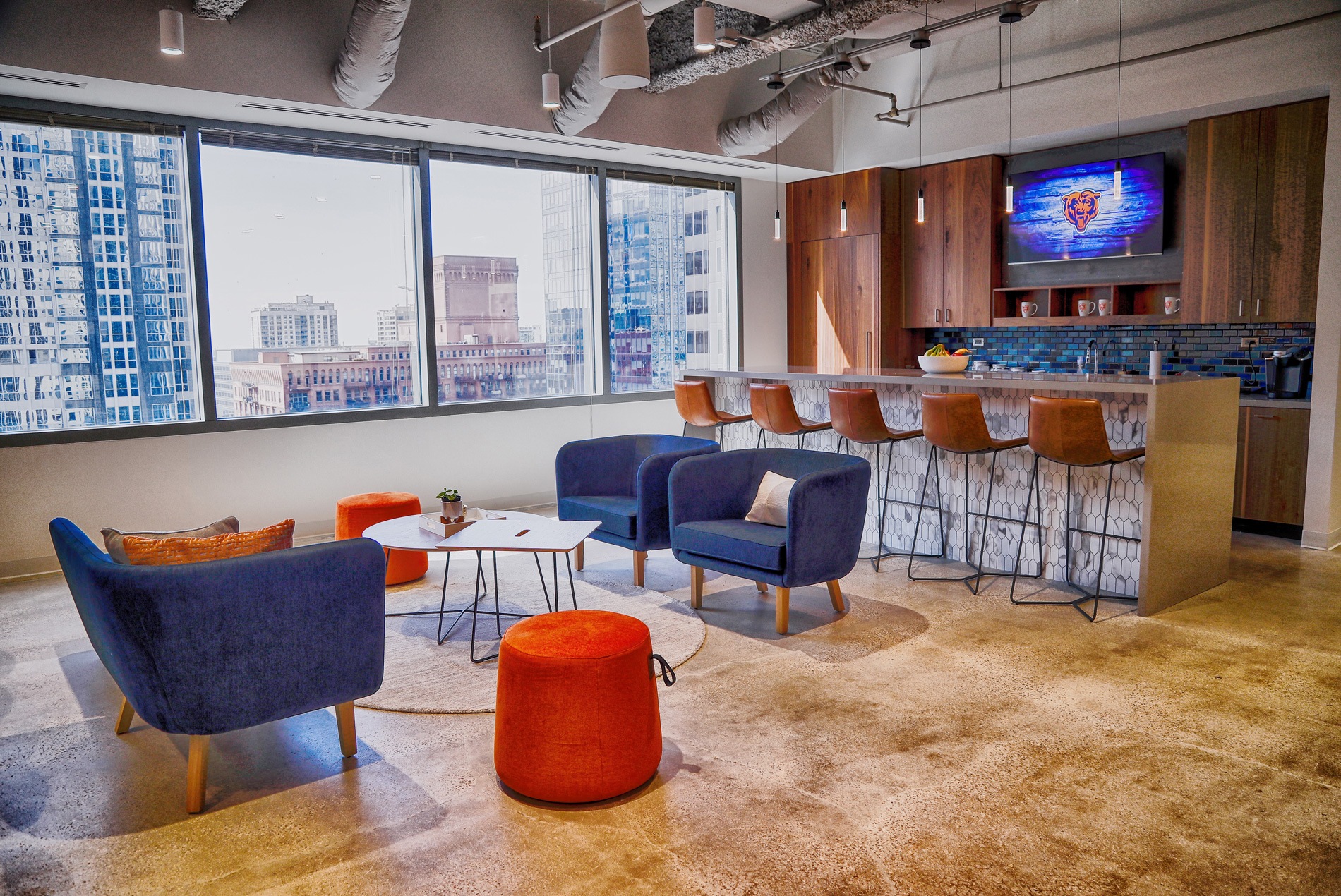 Inside the Chicago Bears' New HOK-Designed Offices - HOK