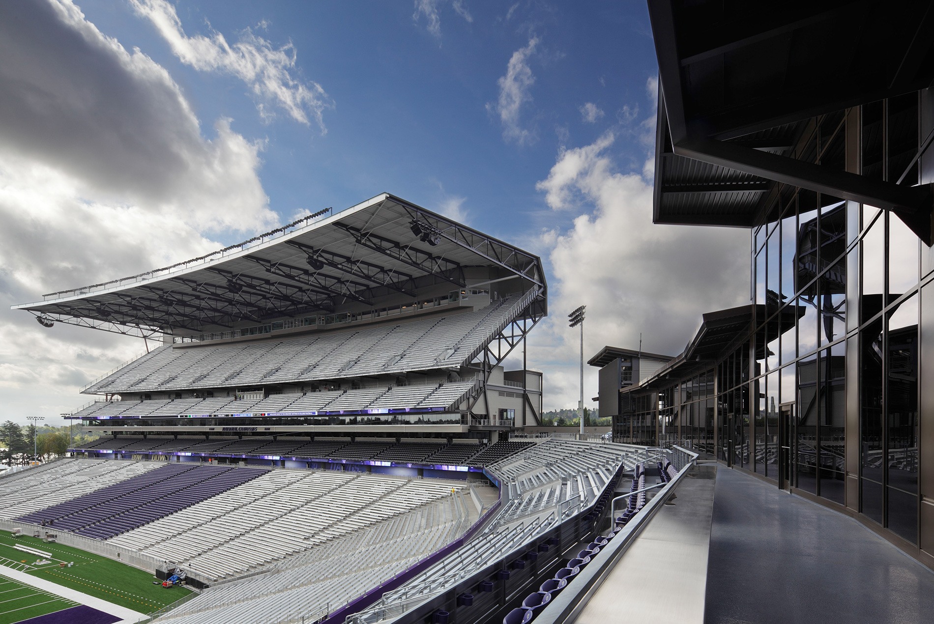 University of Washington Husky Stadium Renovation and Expansion - HOK