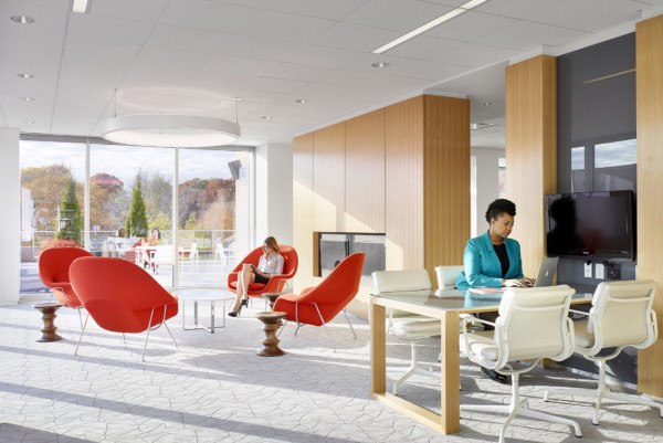 Polsinelli Headquarters Office - HOK