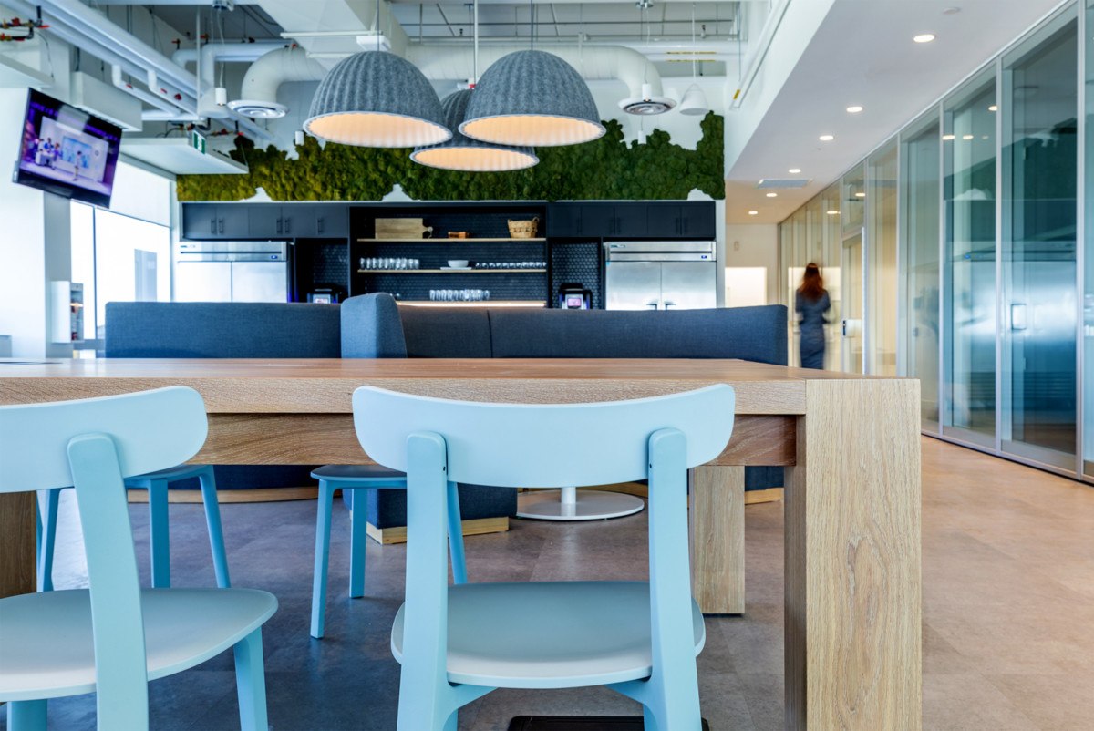 Stryker Canada Headquarters - HOK