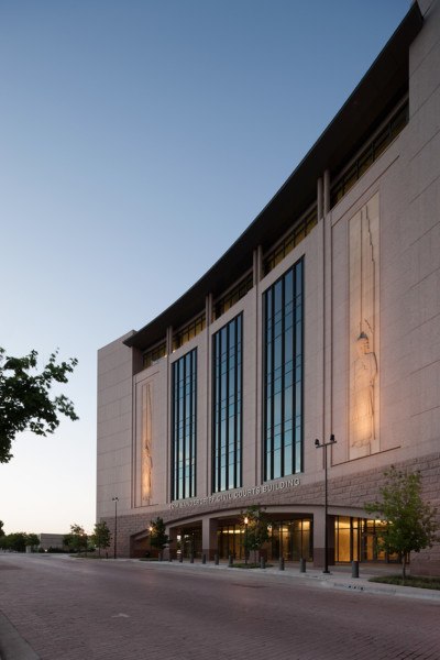 Tarrant County Tom Vandergriff Civil Courts Building - HOK