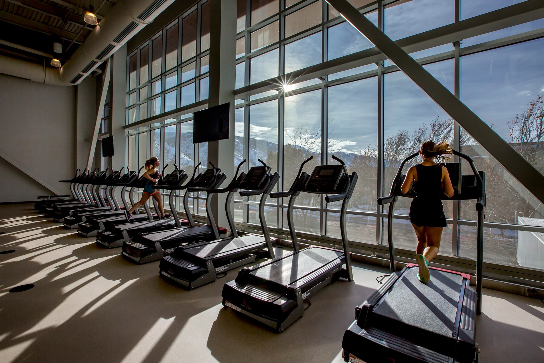 Utah State University Aggie Recreation Center - HOK