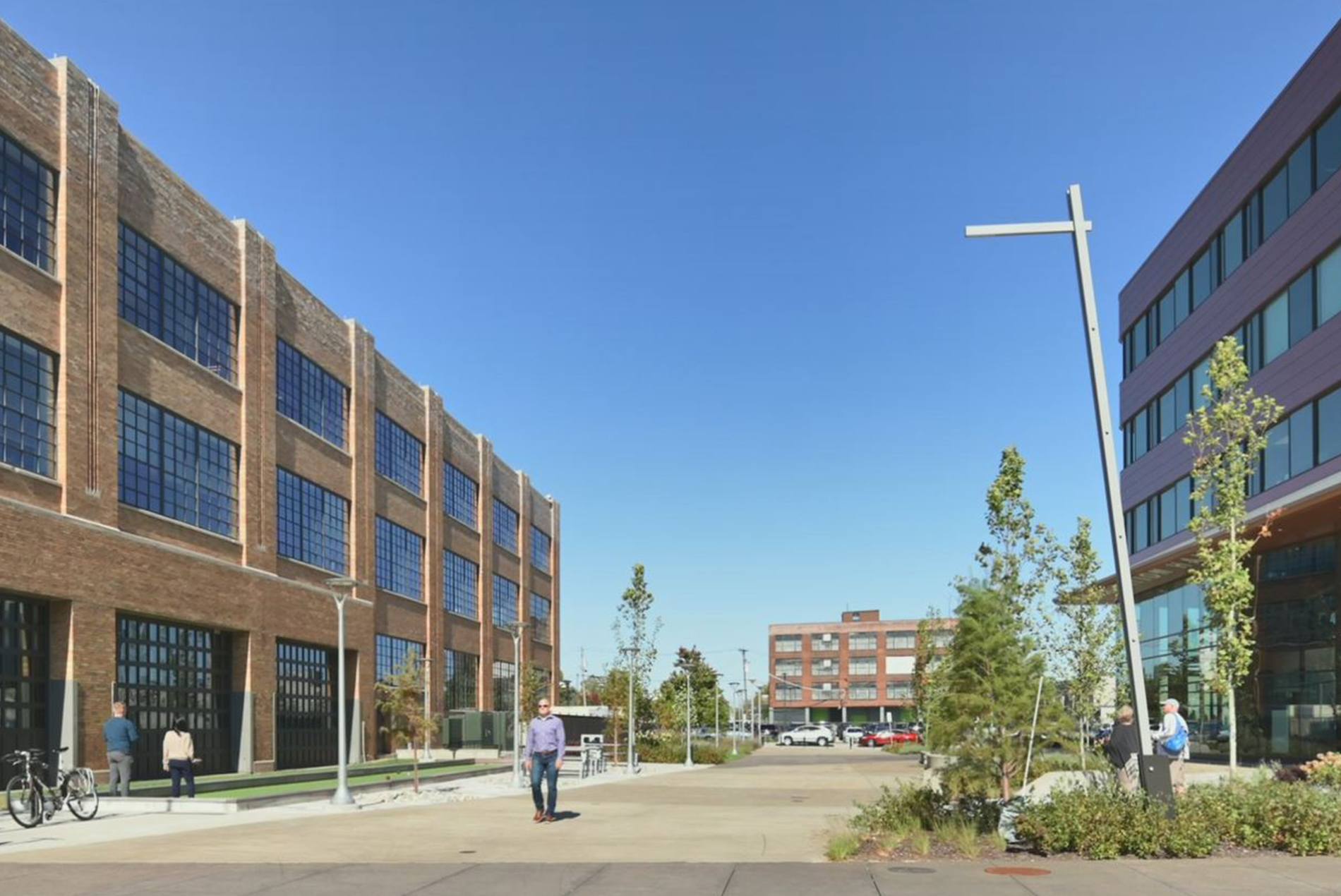 Innovation Between the Buildings - HOK