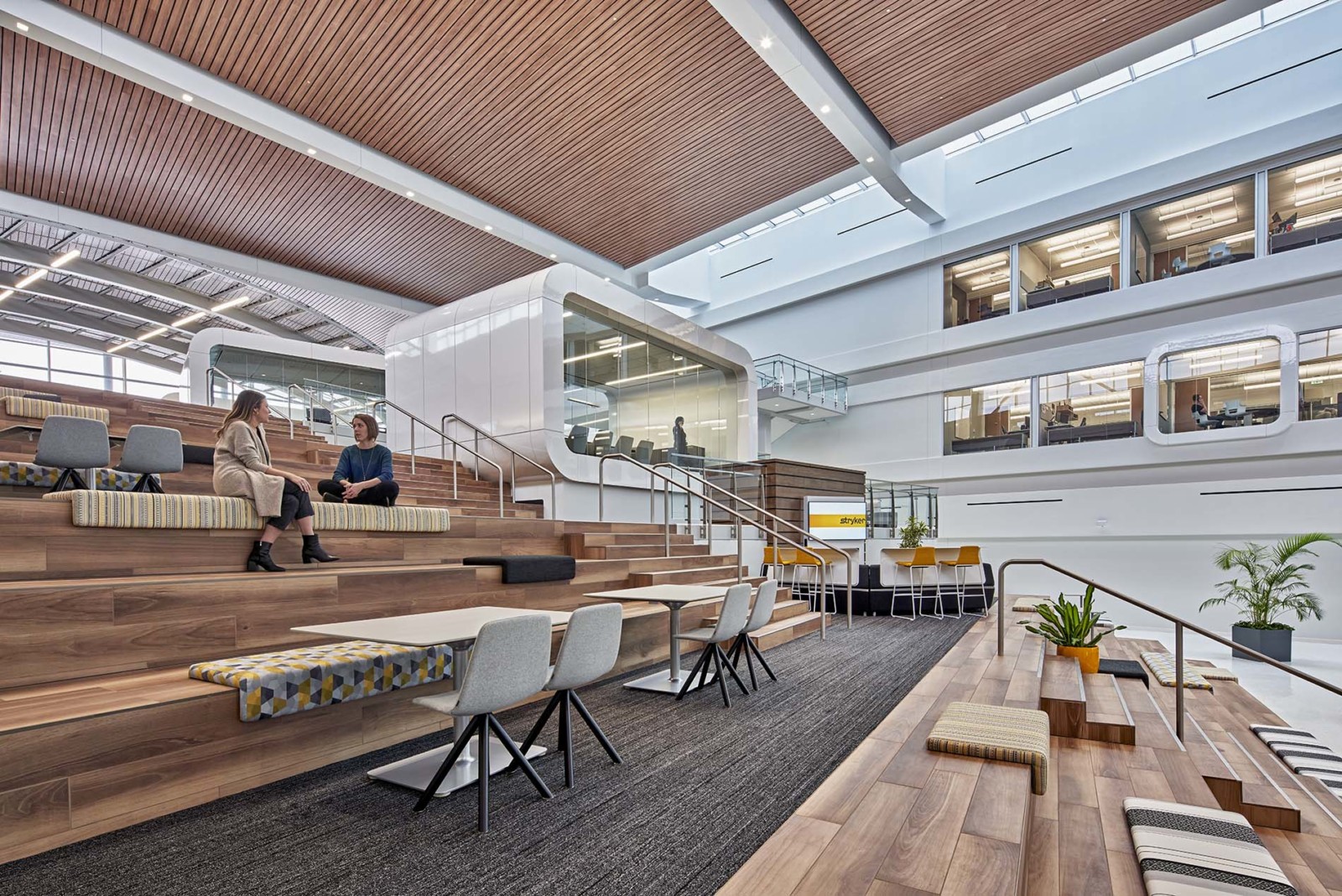 Stryker Instruments Research + Development Center - HOK