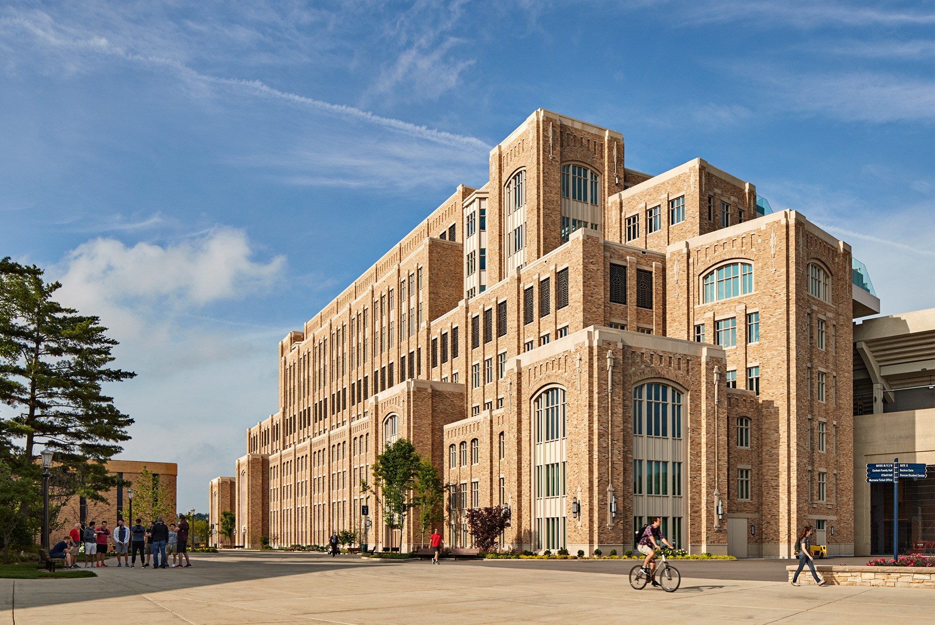 Do Multidisciplinary “Hybrid” Facilities Hold the Future for Colleges ...