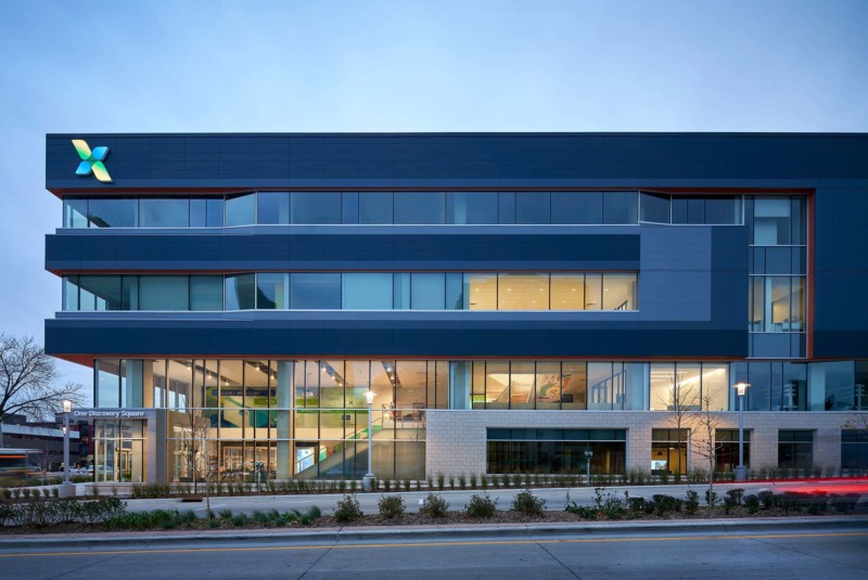 One Discovery Square at Destination Medical Center - HOK