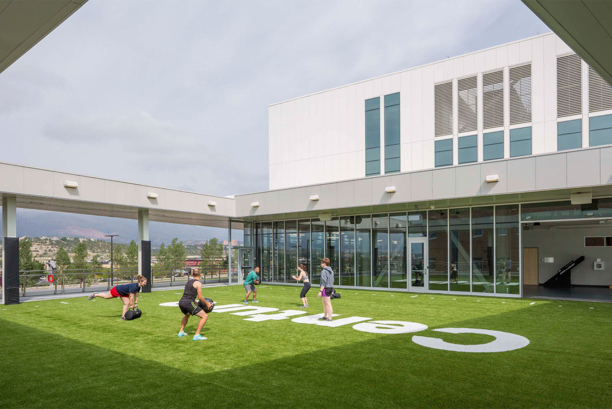 William J. Hybl Sports Medicine and Performance Center - HOK