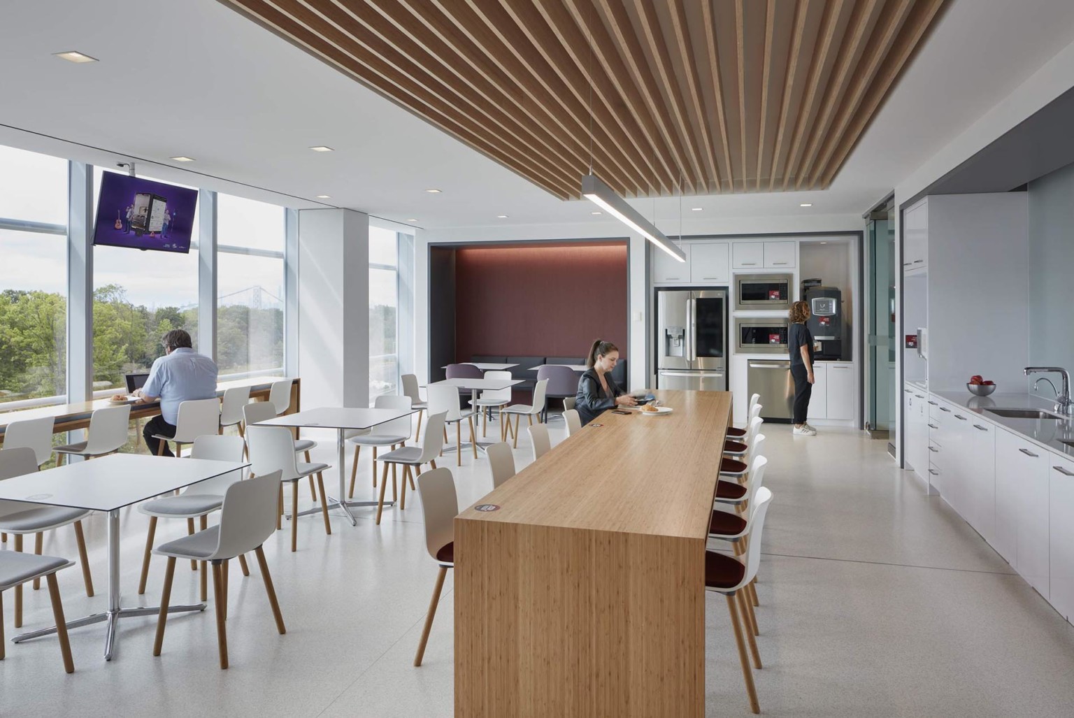 A Natural Fit for LG North America - HOK