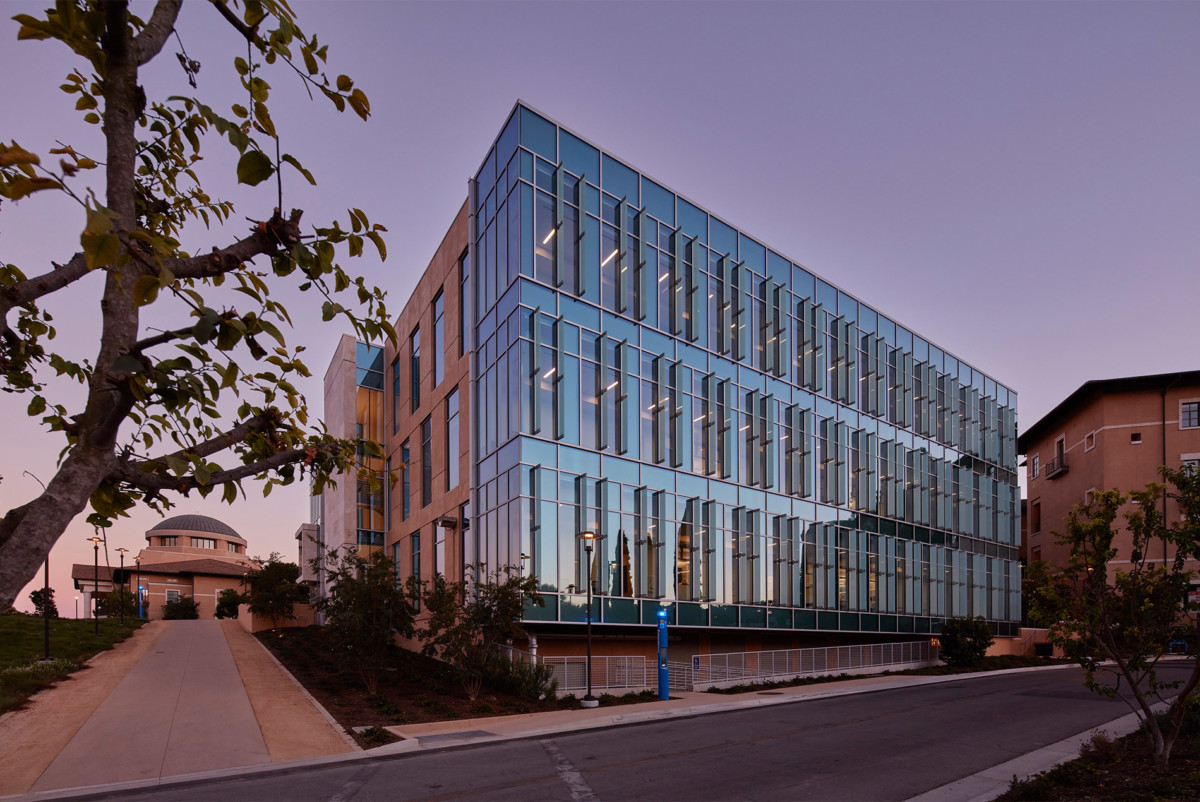 Soka University Life Sciences Building and Residence Halls - HOK