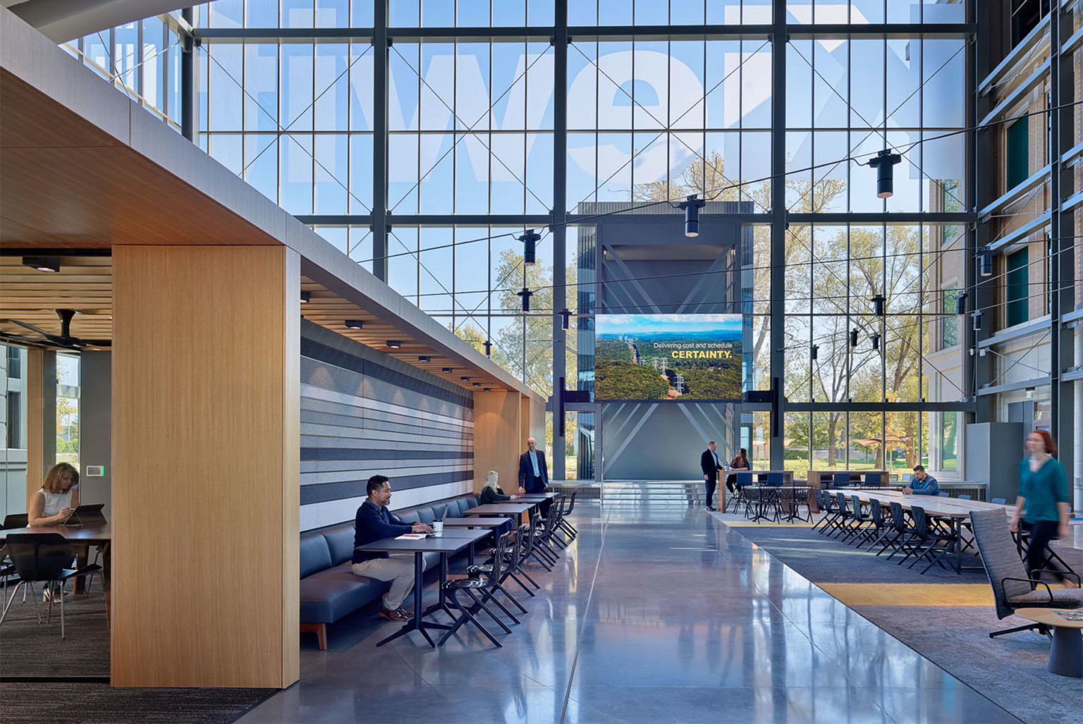 Kiewit Regional Headquarters - HOK