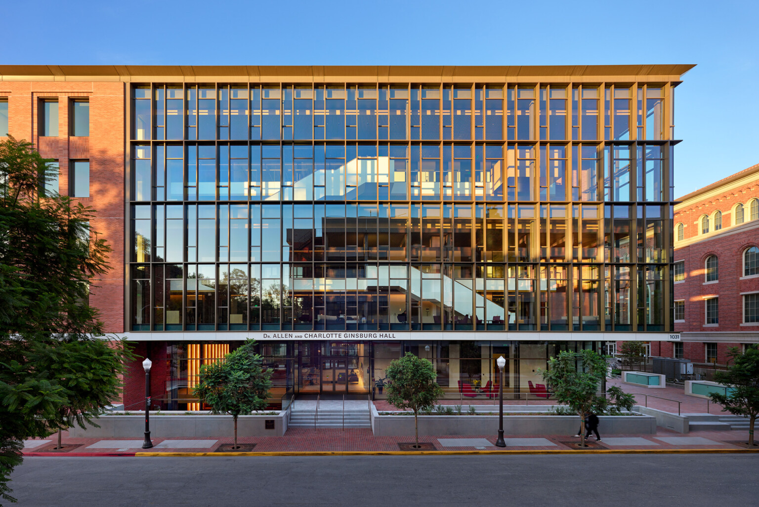 USC Viterbi School of Engineering Dr. Allen and Charlotte Ginsburg ...