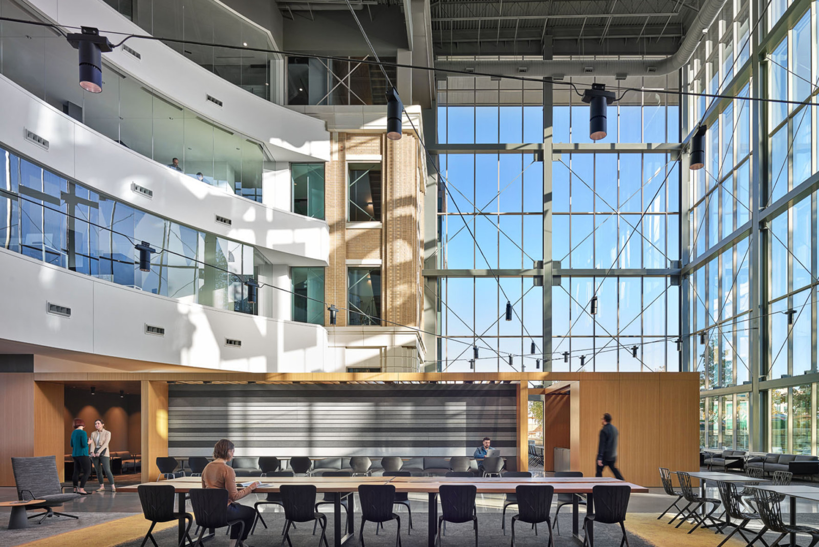 Kiewit Regional Headquarters - HOK