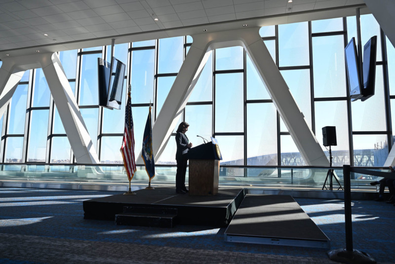 Second Skybridge Marks Another Milestone in LaGuardia Airport's ...