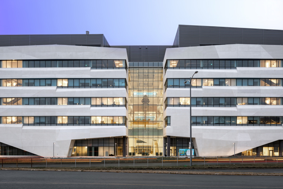 Memorial University of Newfoundland Core Science Facility - HOK