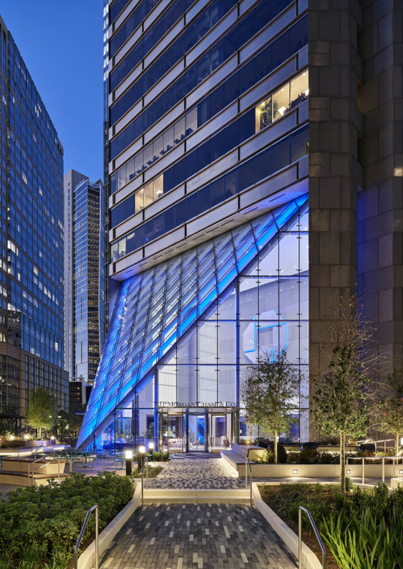 JPMorgan Chase Tower Building Repositioning - HOK