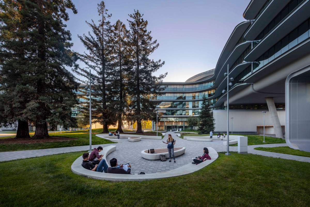 11 Outdoor Workplaces We Love - HOK