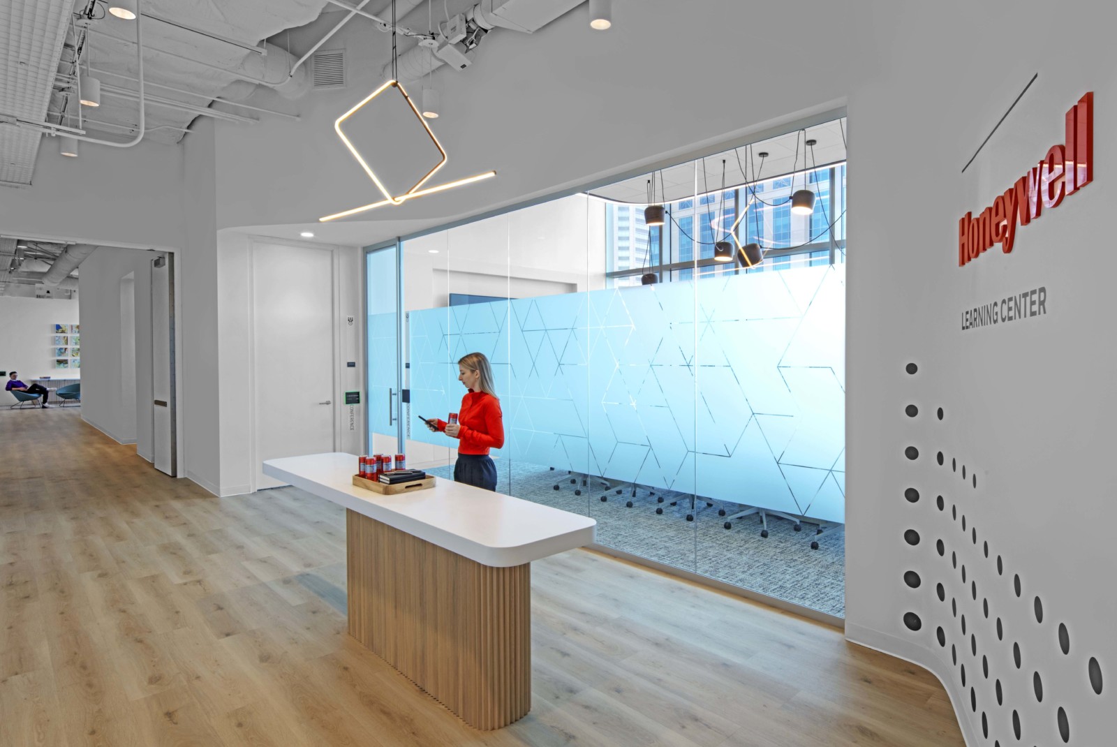 Experience Honeywell's Global HQ - HOK