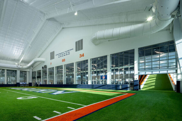 Auburn University Woltosz Football Performance Center - HOK