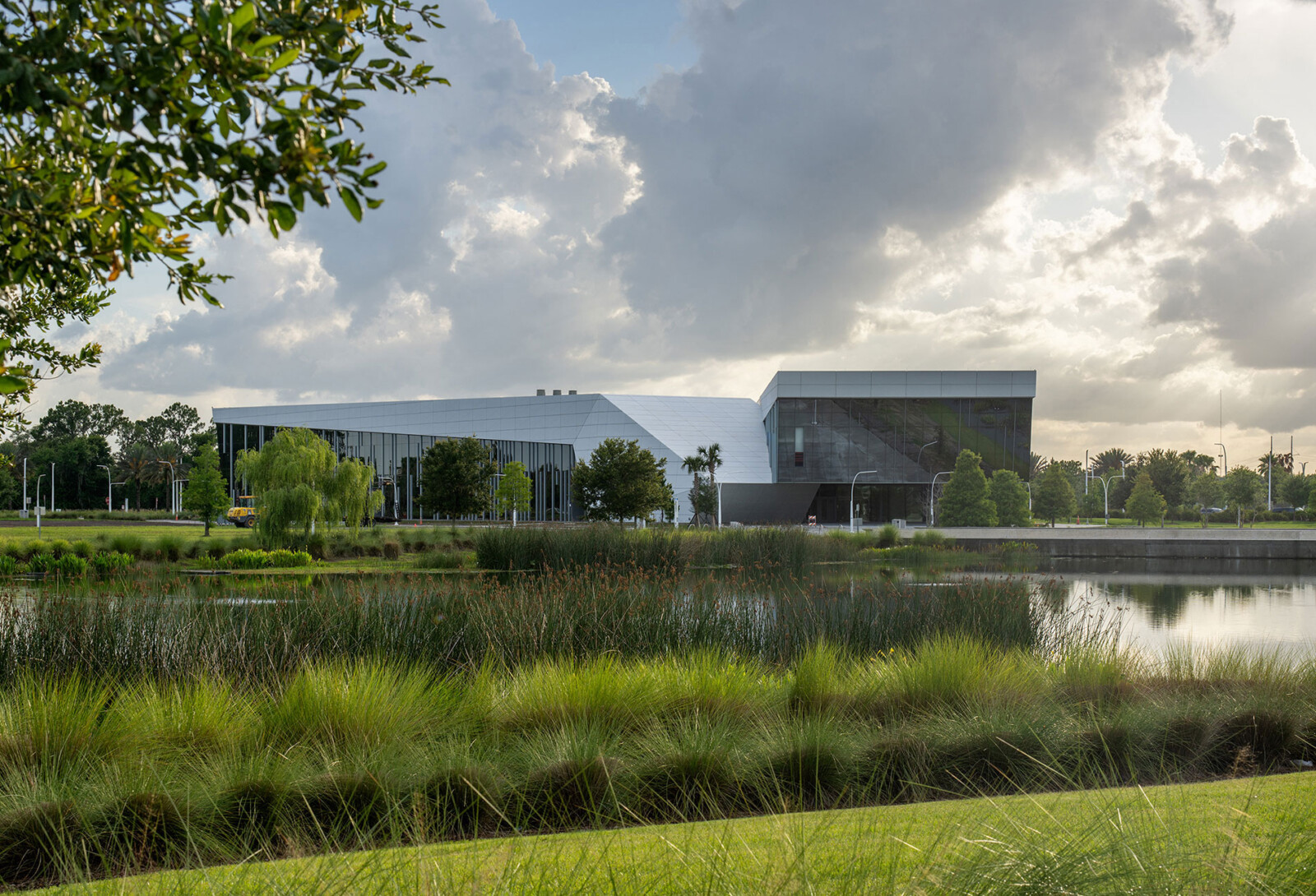 Florida Polytechnic University Applied Research Center - HOK