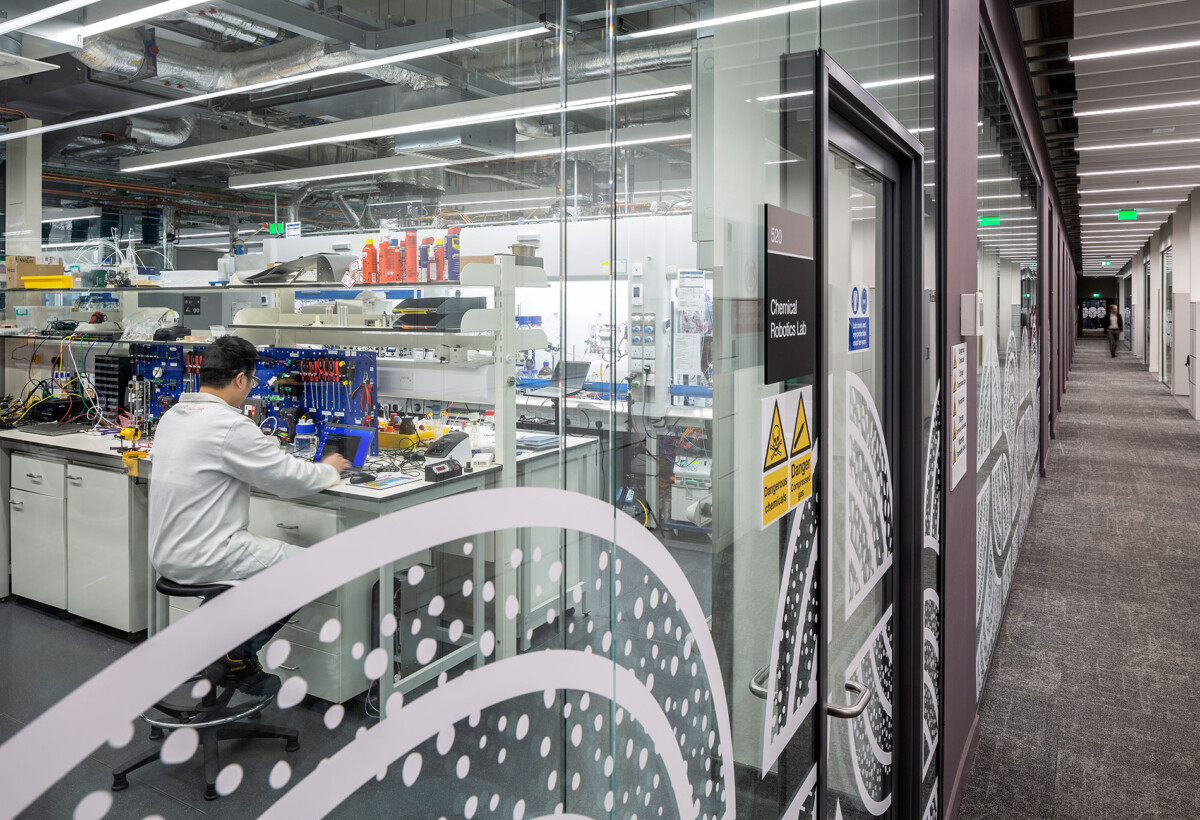 University of Glasgow Advanced Research Centre - HOK