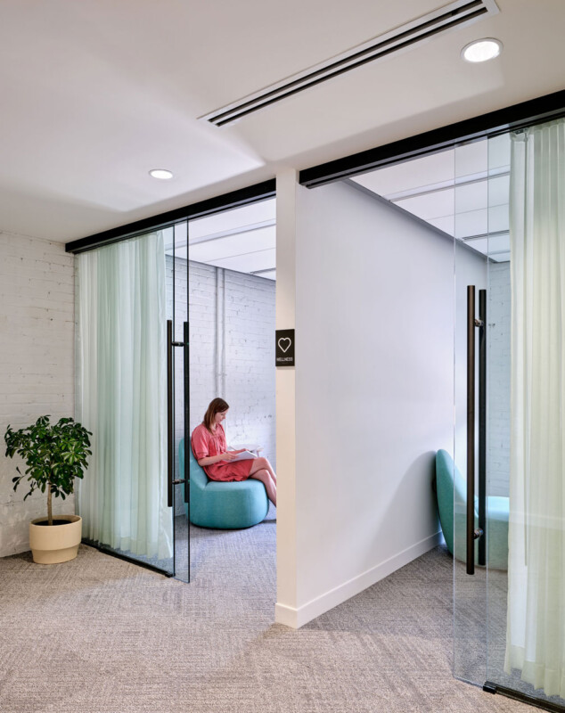 How HOK Is Designing Its Offices to Support Hybrid Work, Collaboration ...