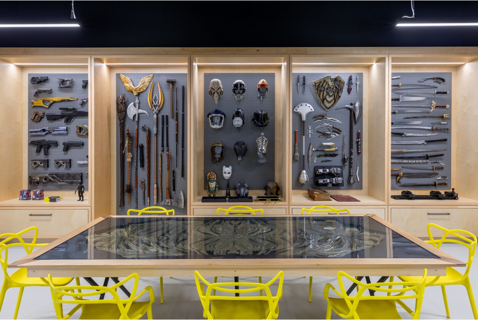 Walter Klassen Fx Headquarters Hok