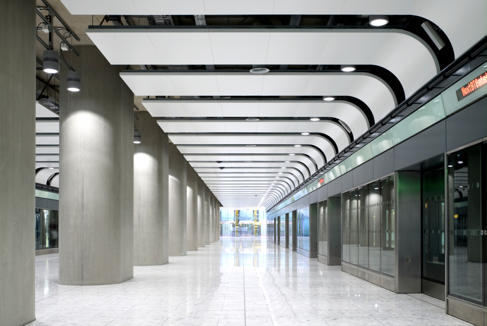 Heathrow International Airport Transit Stations - HOK