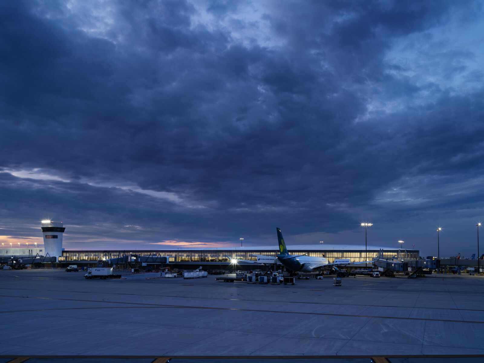 Chicago O’Hare International Airport Terminal 5 Expansion - HOK