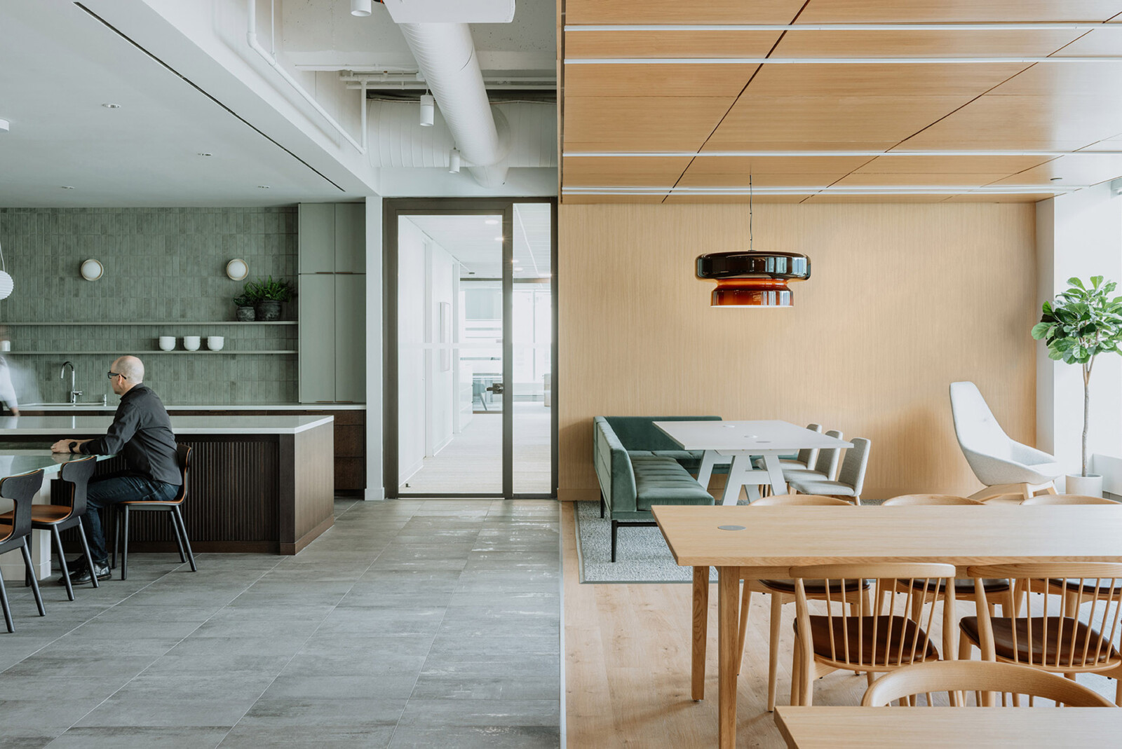 MLT Aikins Office - HOK