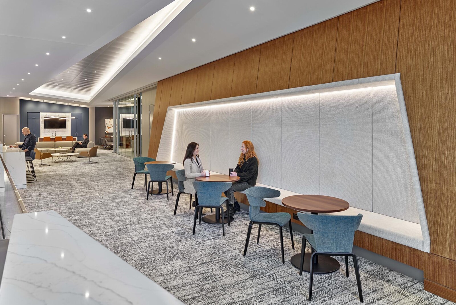 Cira Centre Lobby Renovation - HOK