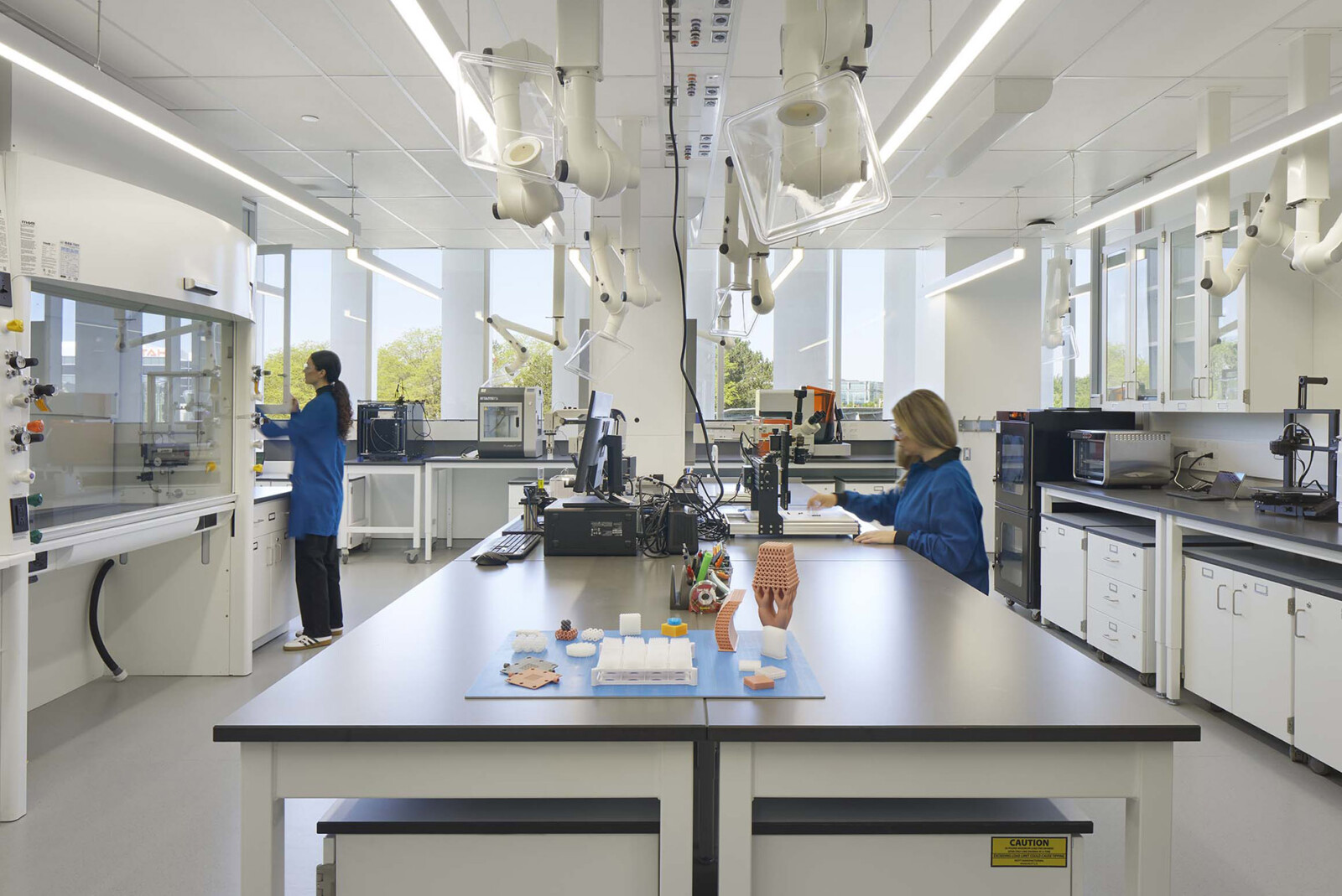 Advanced Material Manufacturing Centre Opens as First Laboratories ...