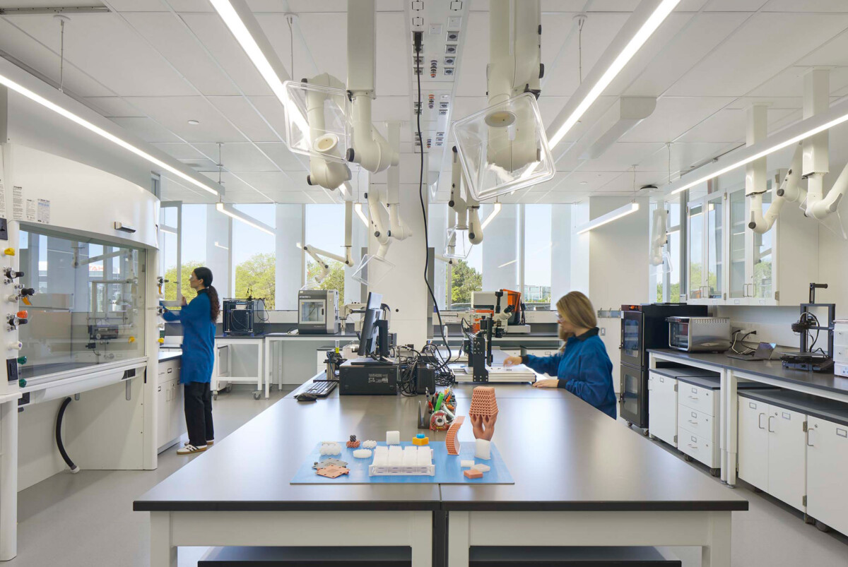 Laboratories Canada TerraCanada Advanced Materials Research Lab - HOK